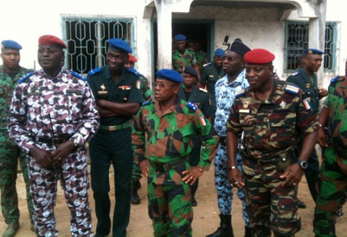 Opération DDR / Occupés par les ex-combattants : Le camp commando et la ...